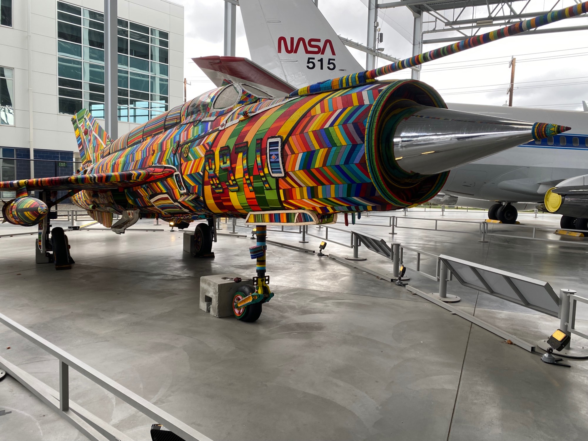 Solve Ralph Ziman's Beaded Mig-21 Art Project jigsaw puzzle online with ...