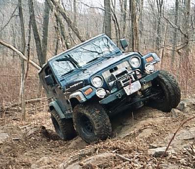 Solve Jeep off-road jigsaw puzzle online with 30 pieces