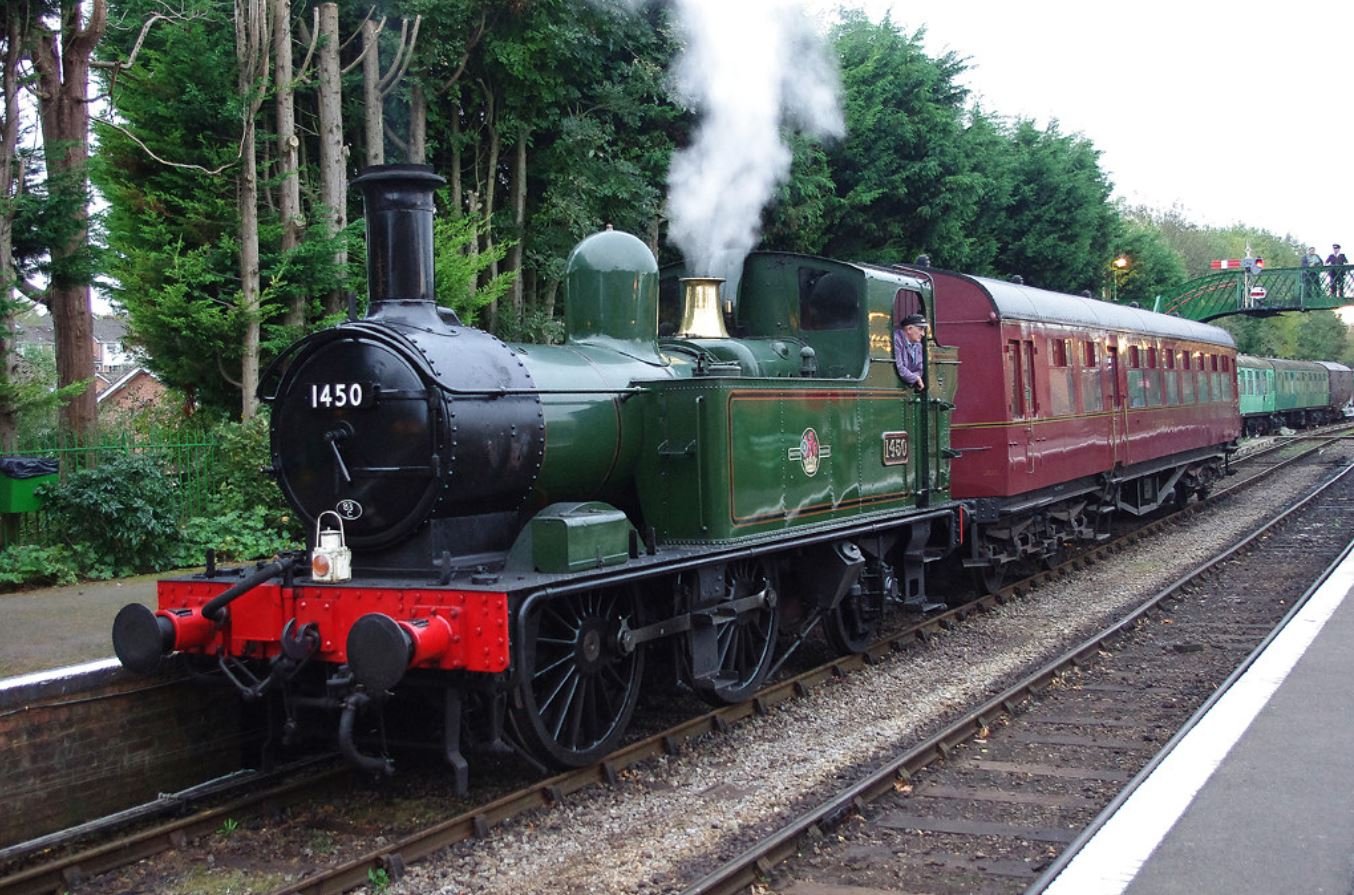Solve GWR 1400 Class 0-4-2T 1450 at Alresford. jigsaw puzzle online ...