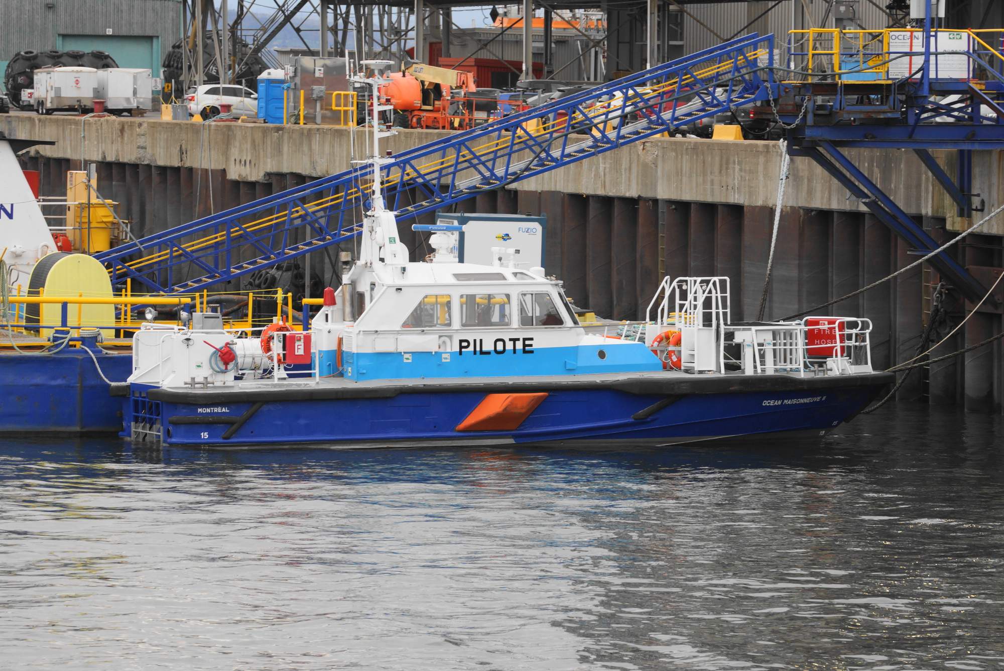 Solve Ocean Maisonneuve II (bateau pilote : pilot boat) jigsaw puzzle ...
