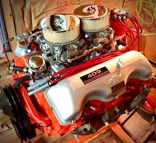Solve Chevy 409 jigsaw puzzle online with 72 pieces