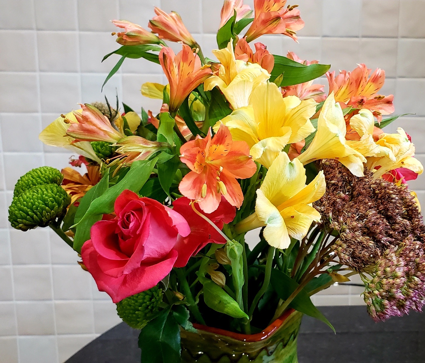 Solve Floral Display jigsaw puzzle online with 42 pieces