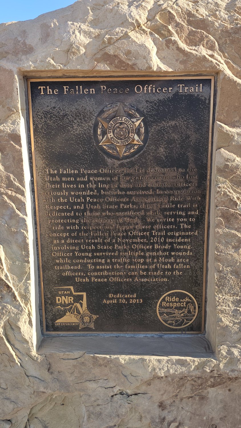 Solve The Fallen Peace Officer Trail jigsaw puzzle online with 104 pieces