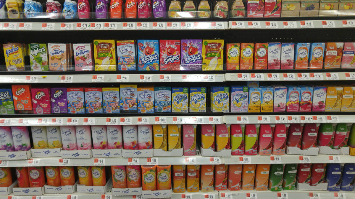 Solve walmart drink mix aisle jigsaw puzzle online with 84 pieces