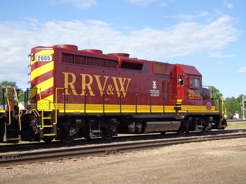 Solve RRV&W 2005 jigsaw puzzle online with 130 pieces