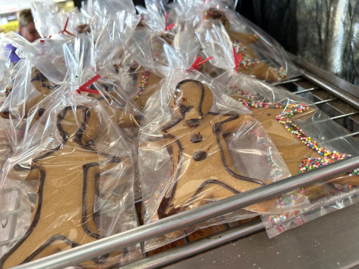 Solve Gingerbread Boy is having a bad day (look closely) jigsaw puzzle ...