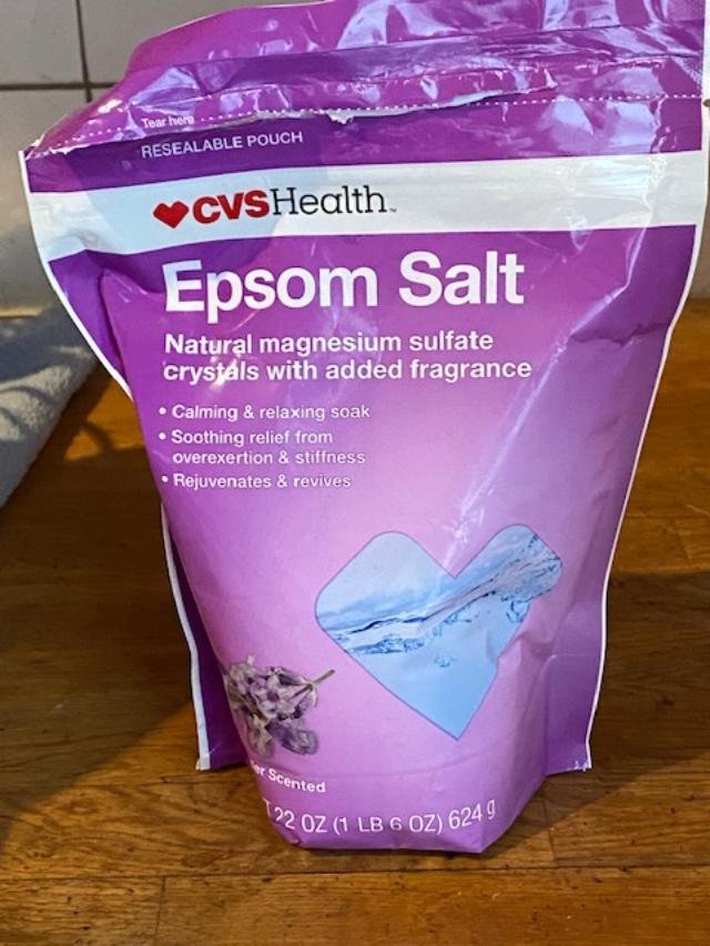 Solve Espom salt jigsaw puzzle online with 20 pieces