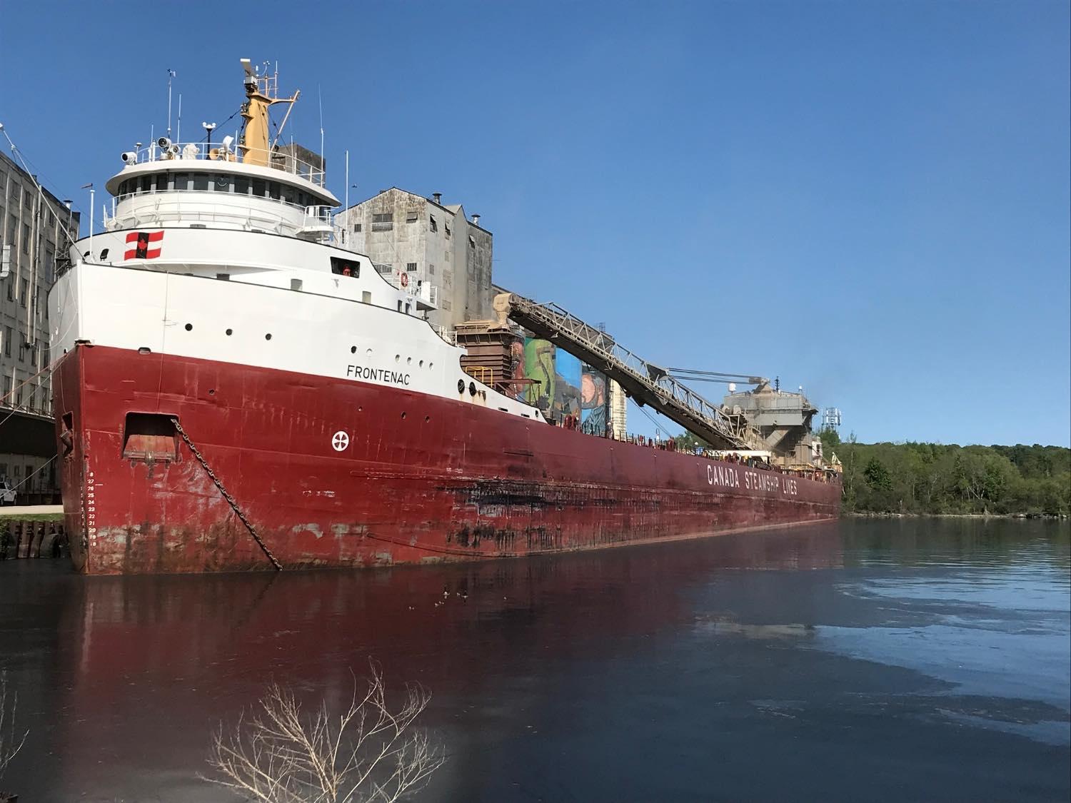 Solve CSL Frontenac Delivers Grain jigsaw puzzle online with 88 pieces
