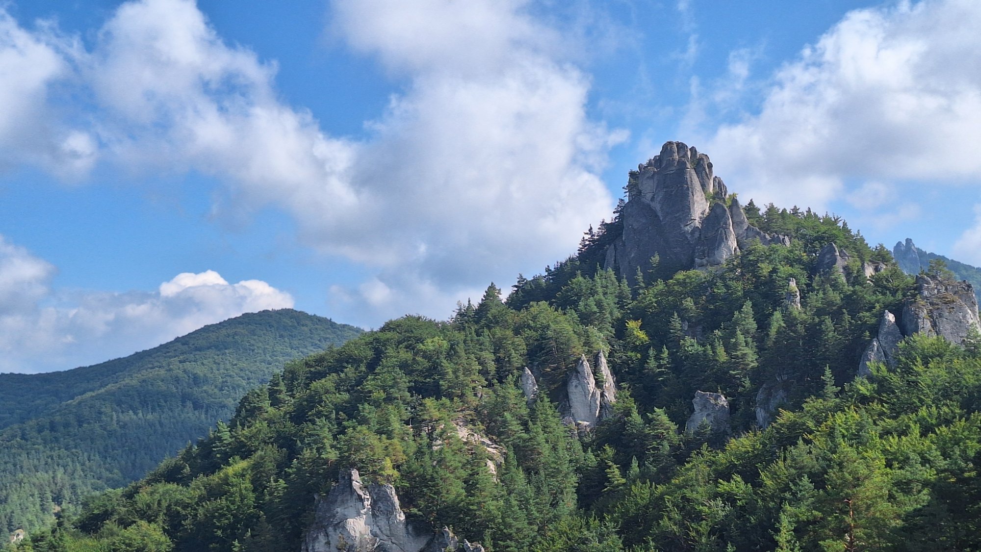 Solve Sulovské skály 9.8.24 jigsaw puzzle online with 60 pieces