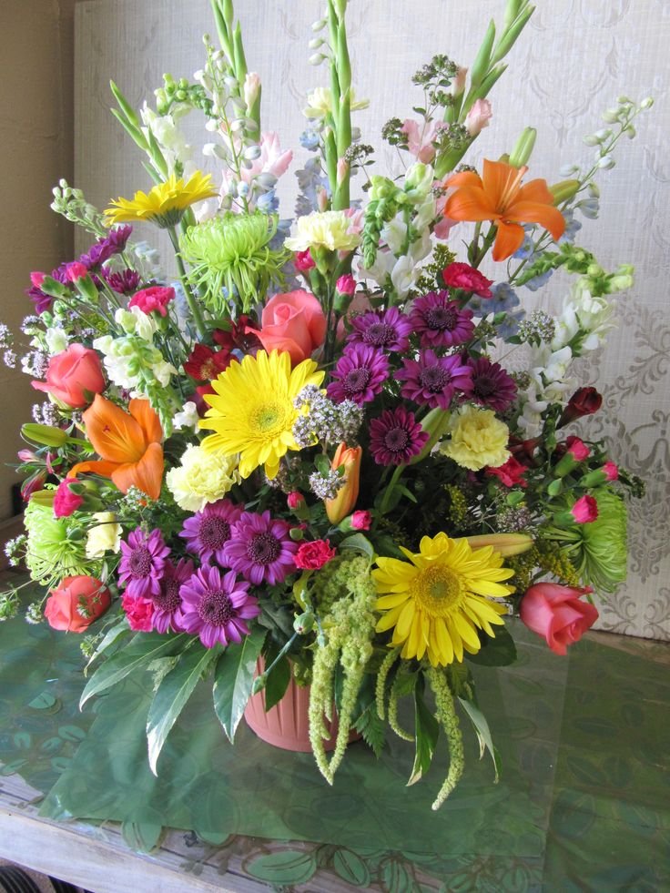 Solve Happiness is....Spring Splendor ! jigsaw puzzle online with 192 ...