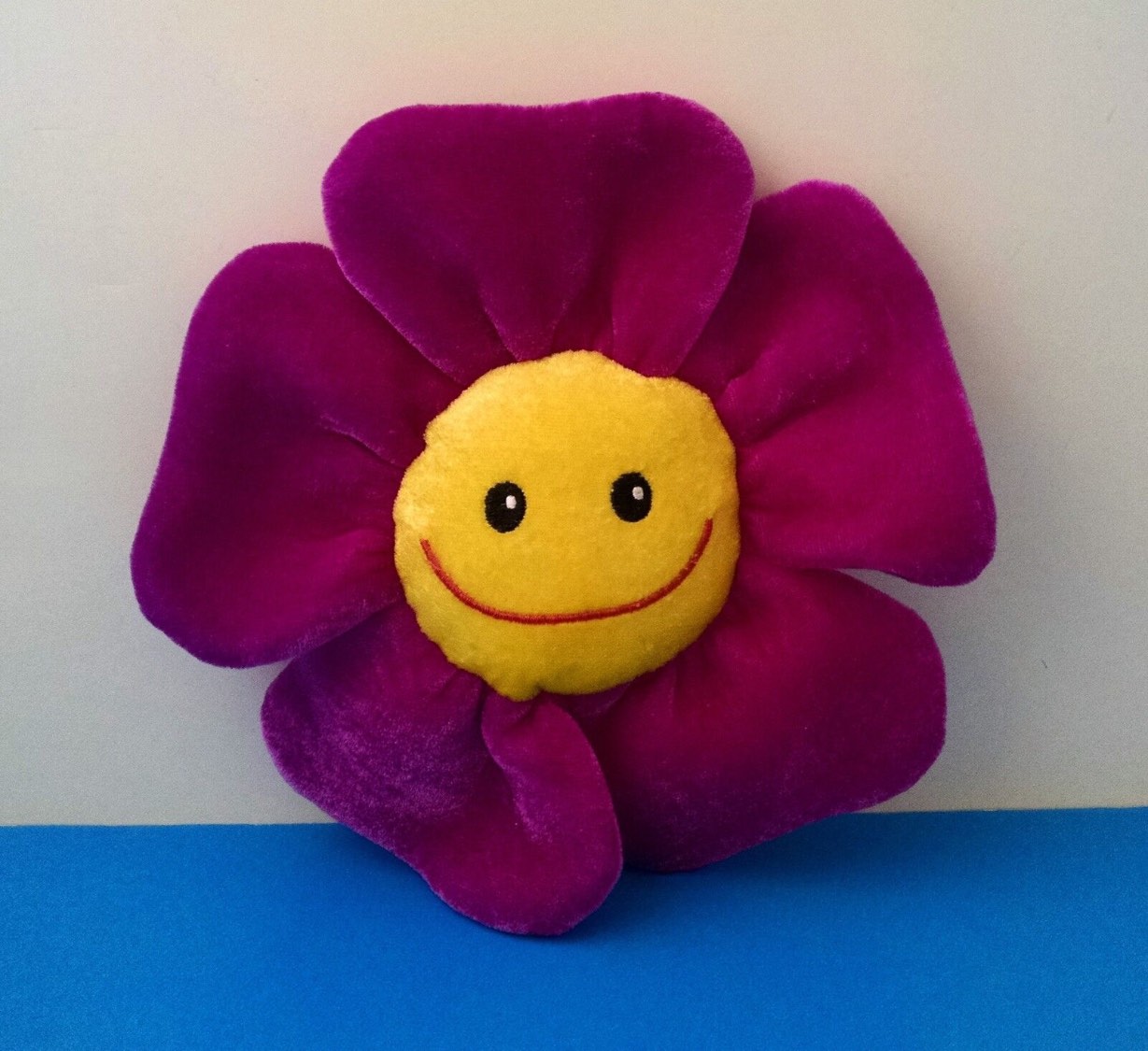 Solve Smile jigsaw puzzle online with 25 pieces