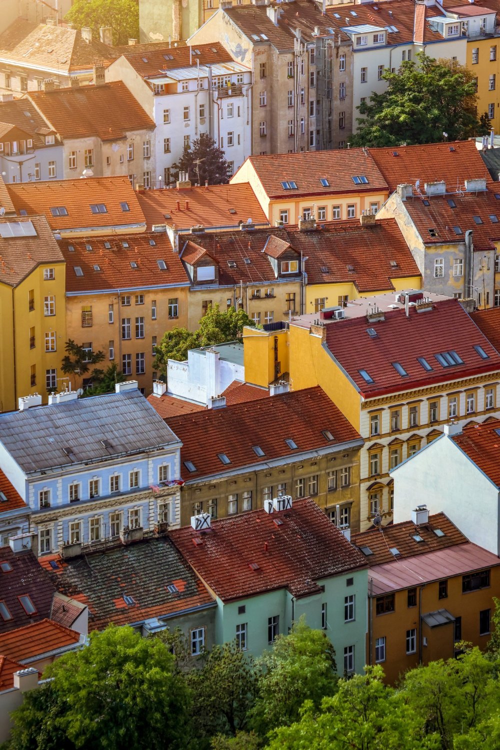Solve Roofs of Žižkov, Prague jigsaw puzzle online with 96 pieces