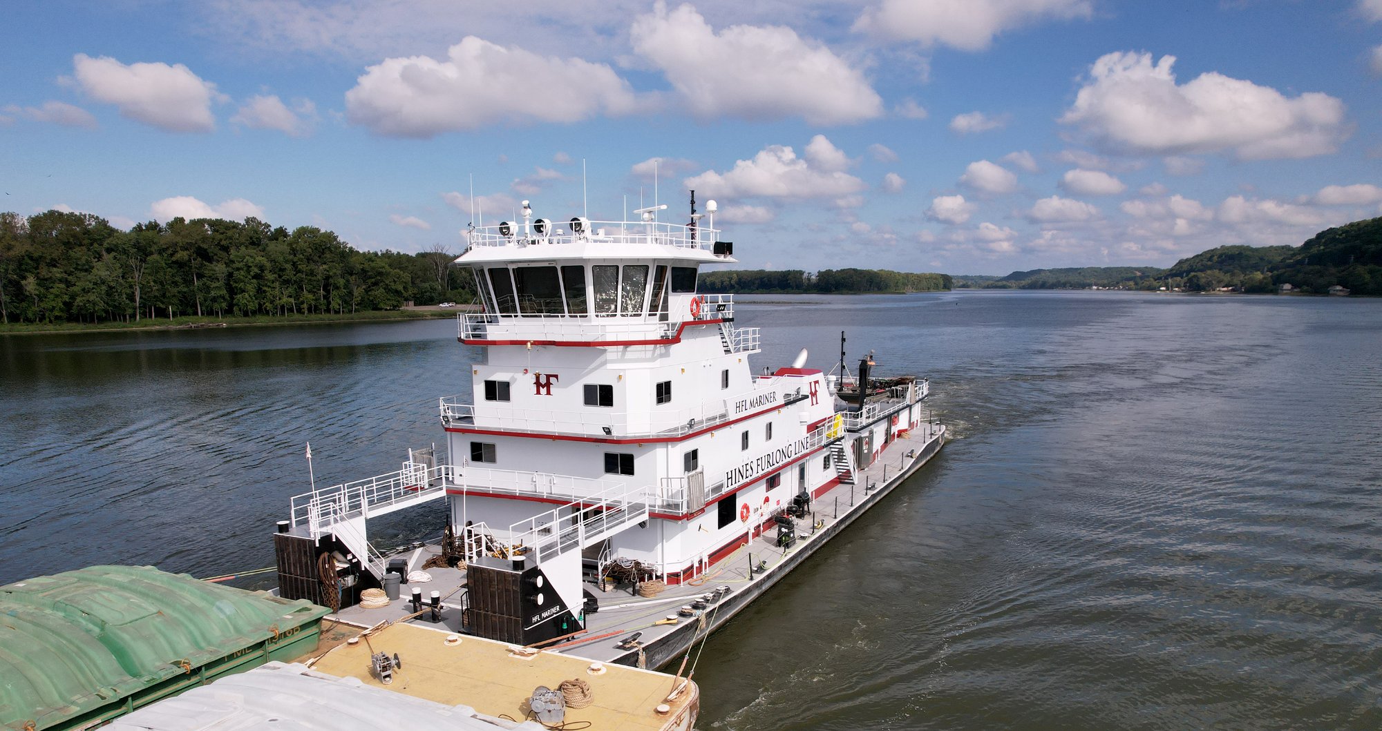 Solve Towboat HFL Mariner jigsaw puzzle online with 91 pieces