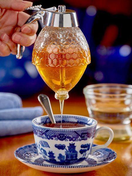 Solve Honey jigsaw puzzle online with 48 pieces