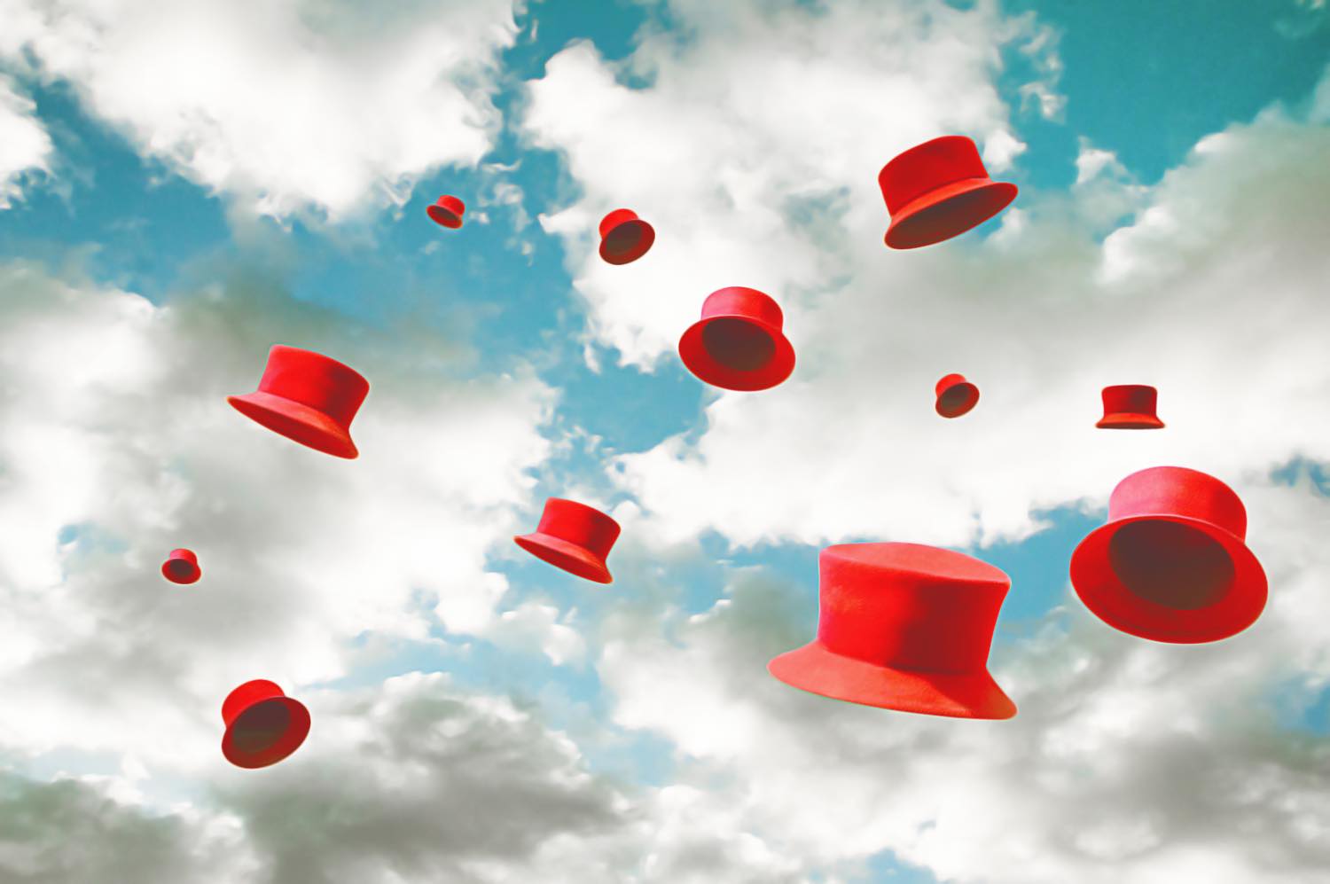 Solve flying hats jigsaw puzzle online with 70 pieces