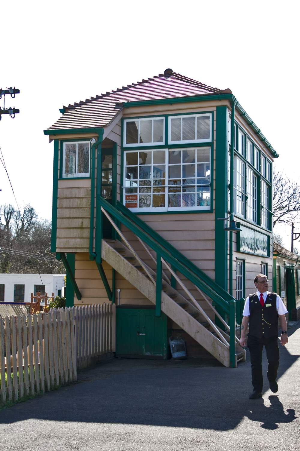 Solve swanage railway 19-04-2016 corfe castle signal box from train 01 ...