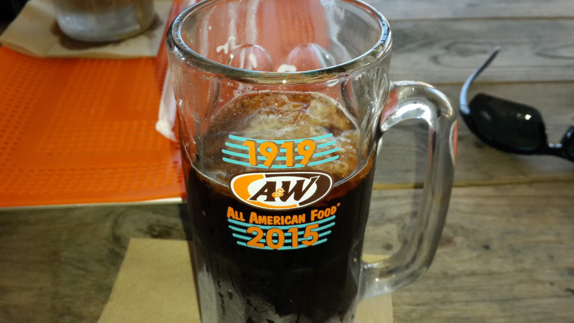 Solve A&W ROOT BEER jigsaw puzzle online with 170 pieces