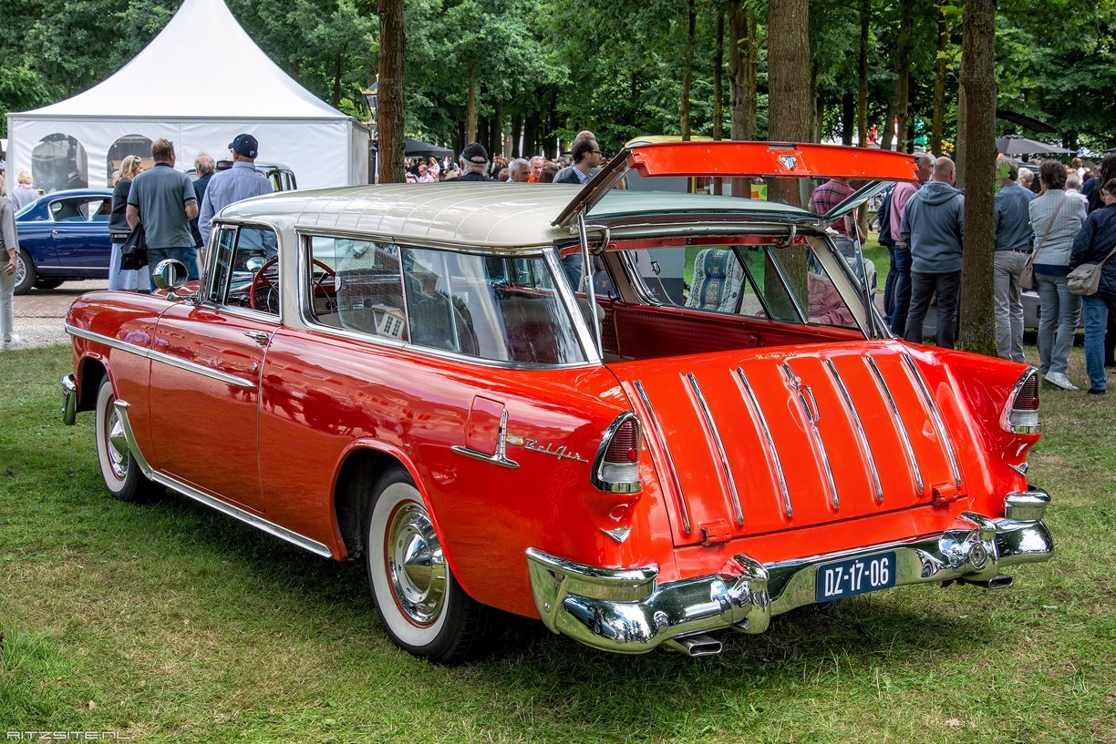 Jigsaw Puzzle | 216 pieces | Chevrolet "Bel Air" - "Nomad" break - 1955 ...