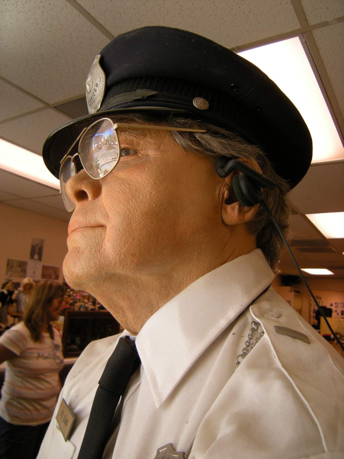 Solve Wax Policeman jigsaw puzzle online with 130 pieces