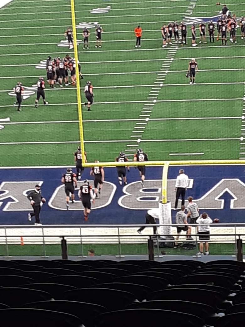 Solve They looked like ants out there. jigsaw puzzle online with 20 pieces