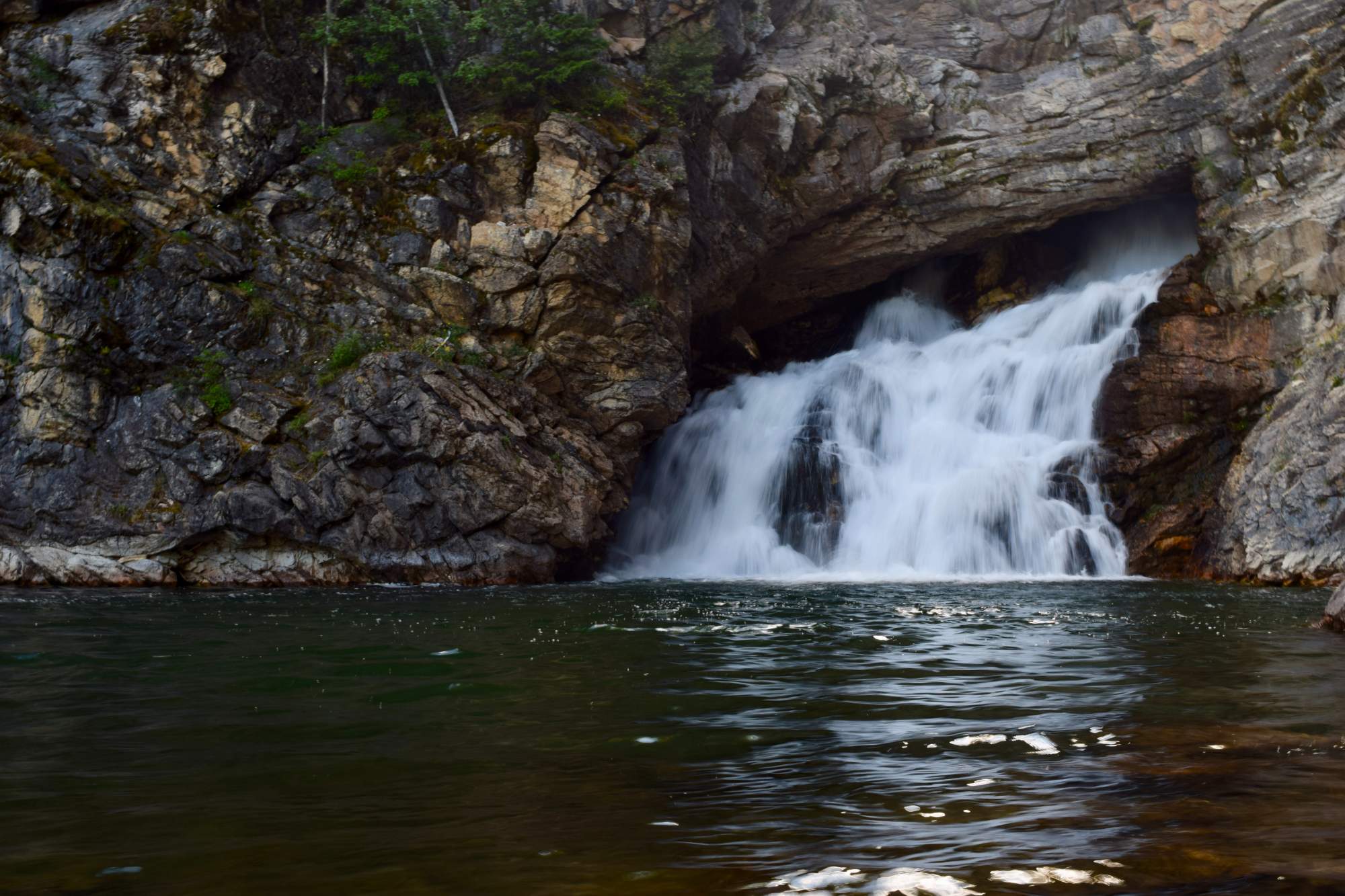 Solve Runoff (442 piece) jigsaw puzzle online with 442 pieces