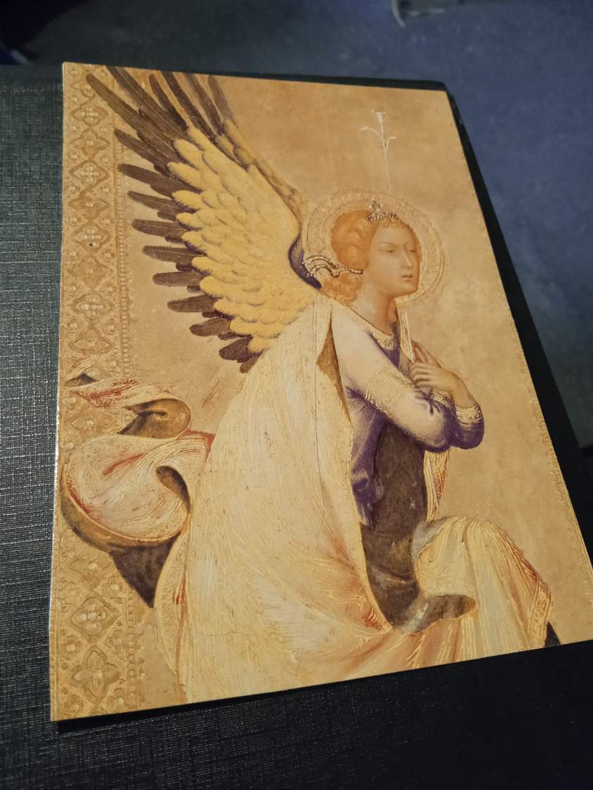 Solve The Angel jigsaw puzzle online with 30 pieces