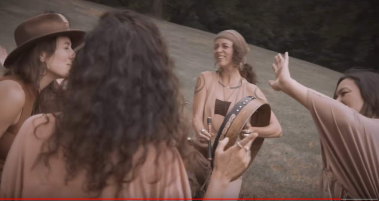 Solve Starling Arrow - Wild Sweet (Music Video) - Ayla Nereo, Rising Appalachia, Tina Malia ...