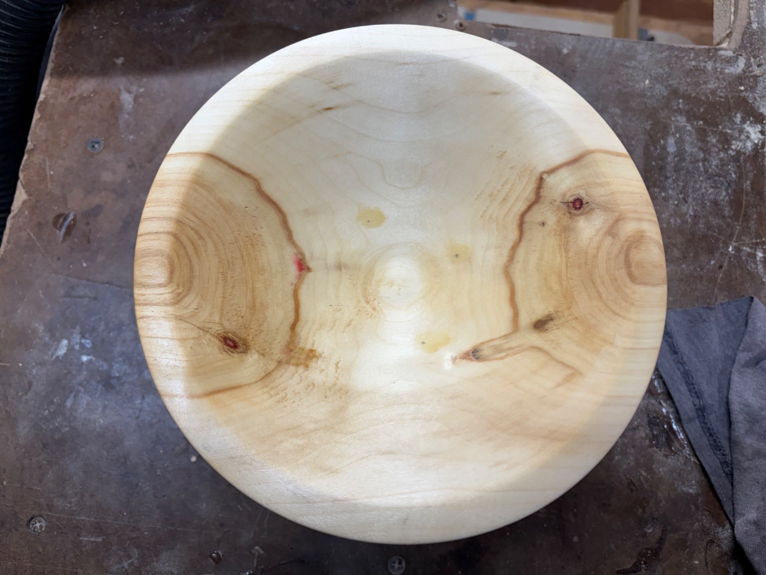 Solve 1st Bowl finished jigsaw puzzle online with 12 pieces