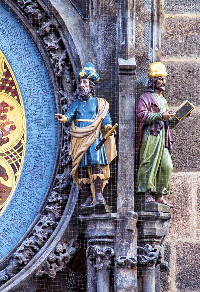 Solve Detail of the Prague Astronomical Clock - Detail Pražského orloje ...