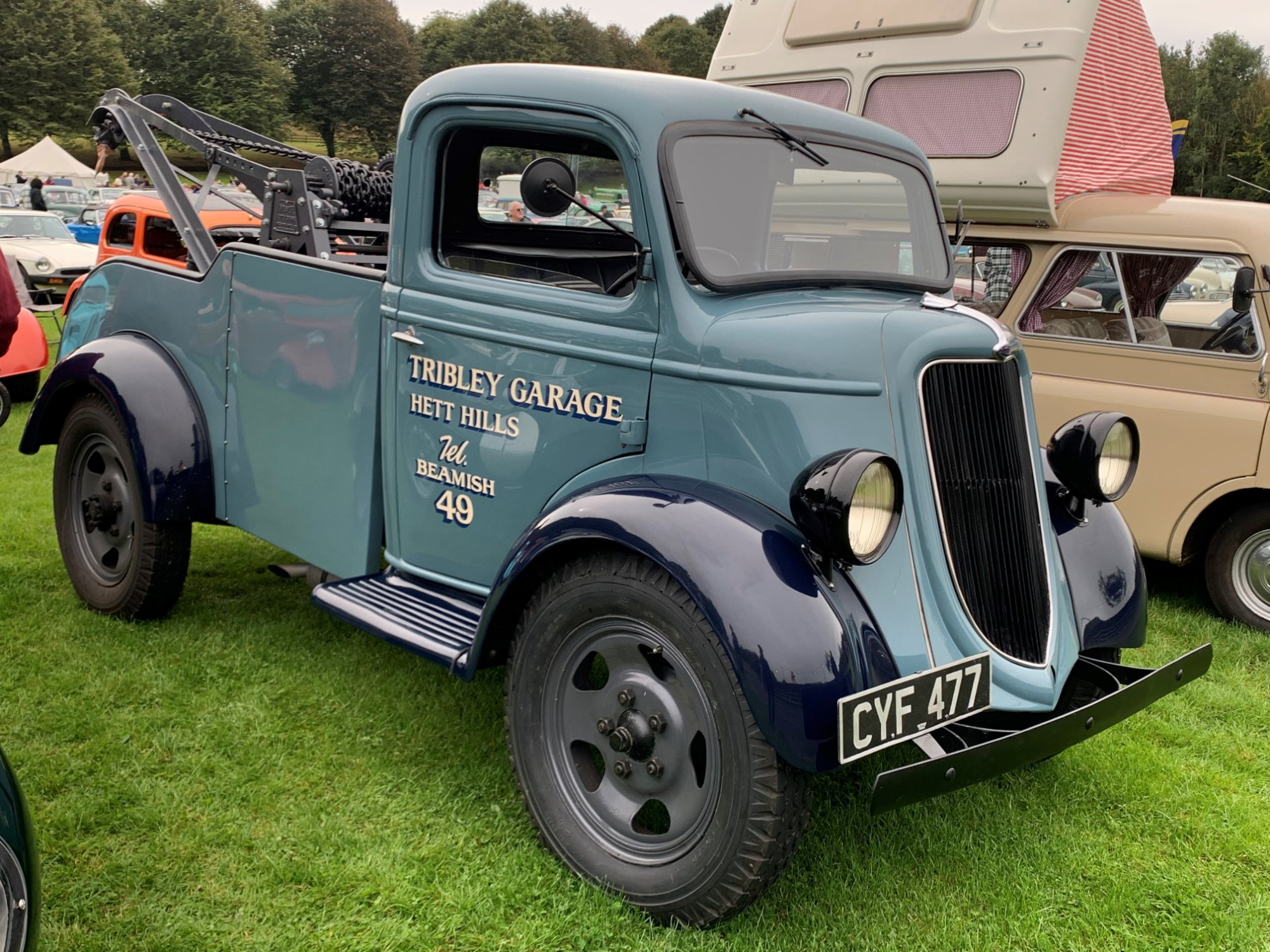 Solve 1936 Fordson Thames Model 61 jigsaw puzzle online with 108 pieces