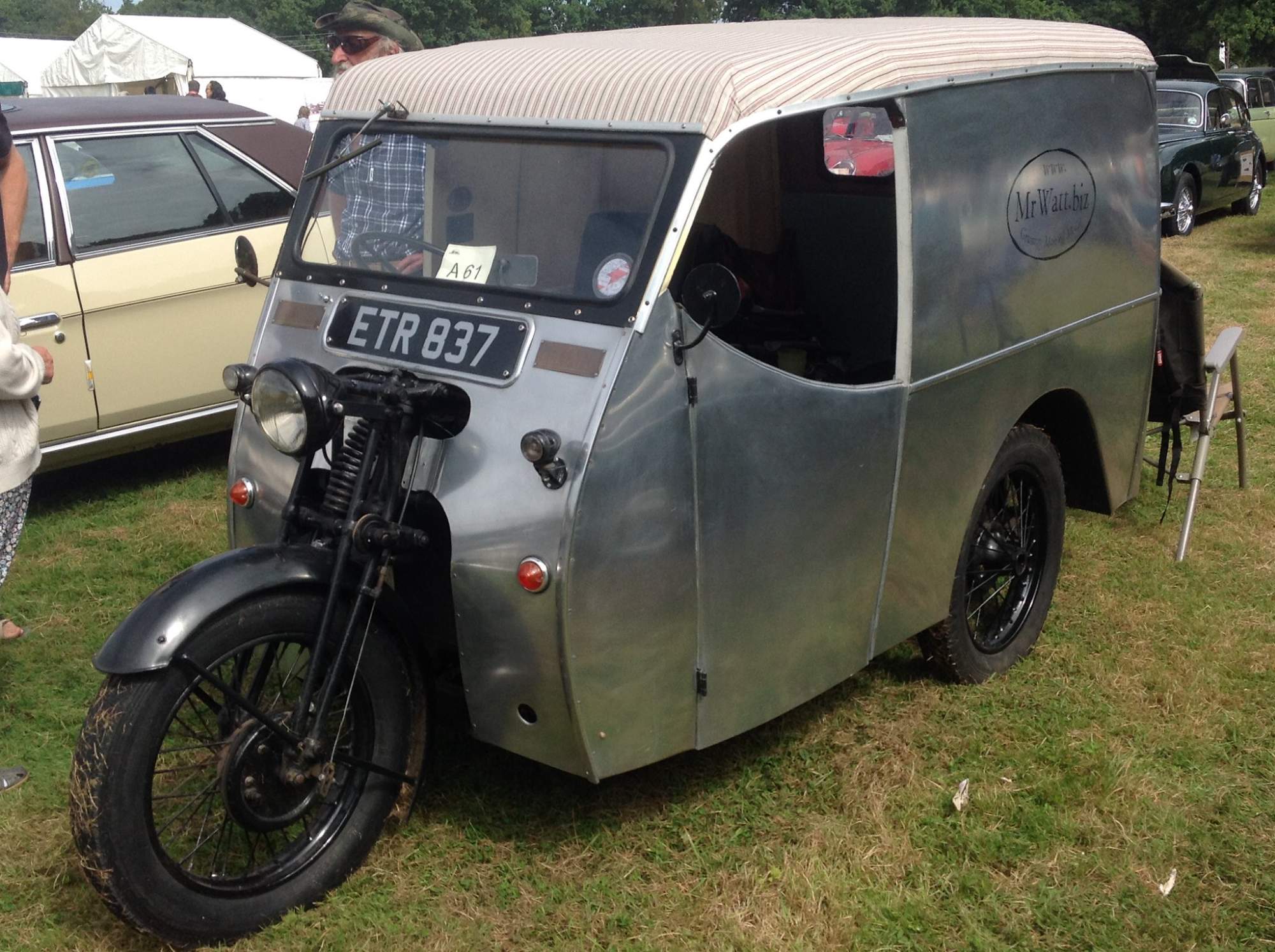 Solve Reliant "Regent" 3-wheeled Van - 1947 jigsaw puzzle online with ...