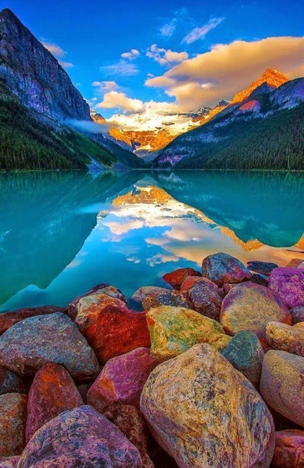Solve Sunrise at Lake Louise Lodge jigsaw puzzle online with 294 pieces