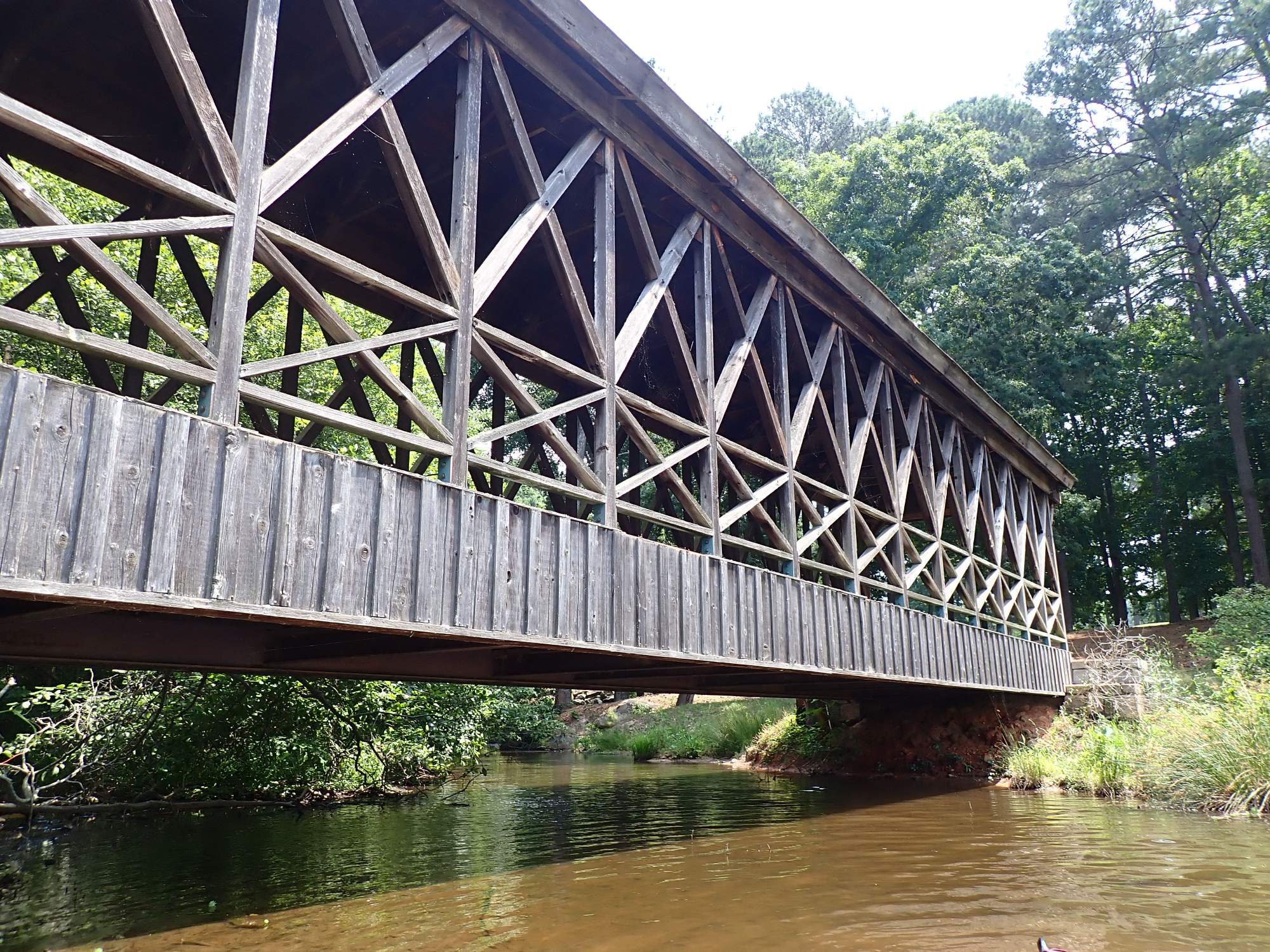 Solve Covered Bridge II jigsaw puzzle online with 450 pieces