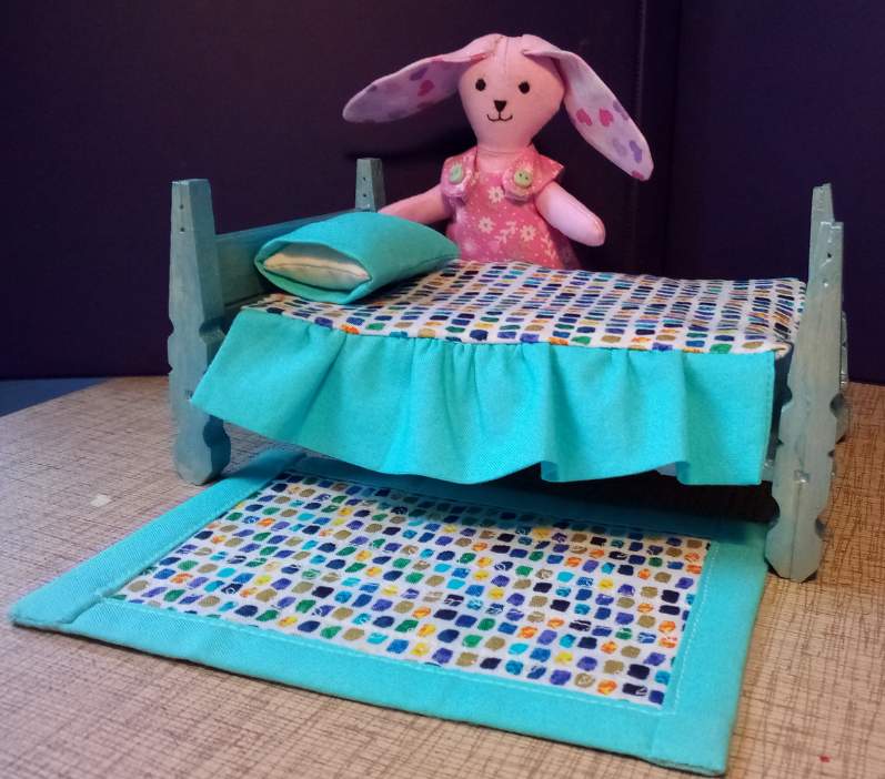 Solve New Bed jigsaw puzzle online with 9 pieces