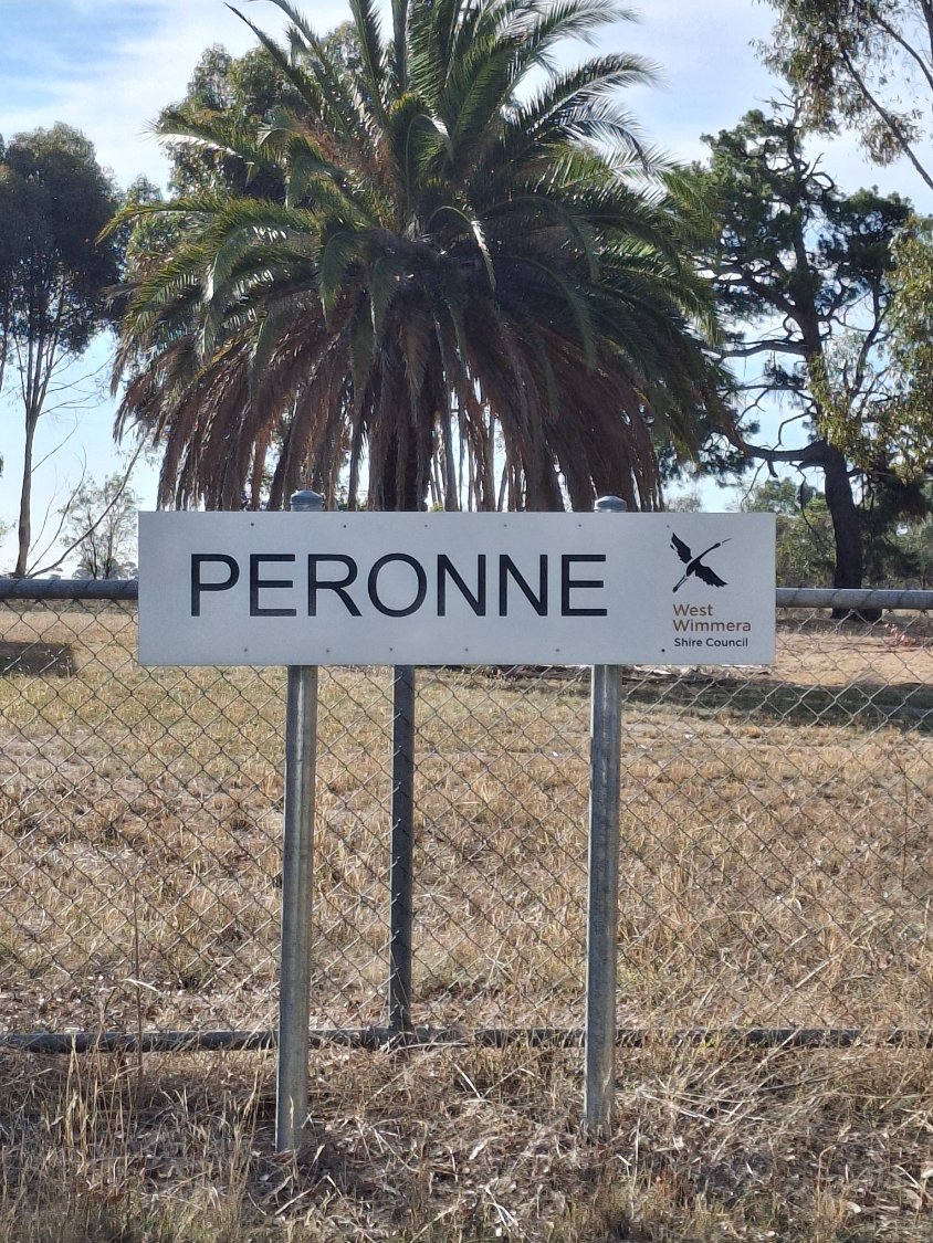 Solve Peronne jigsaw puzzle online with 20 pieces