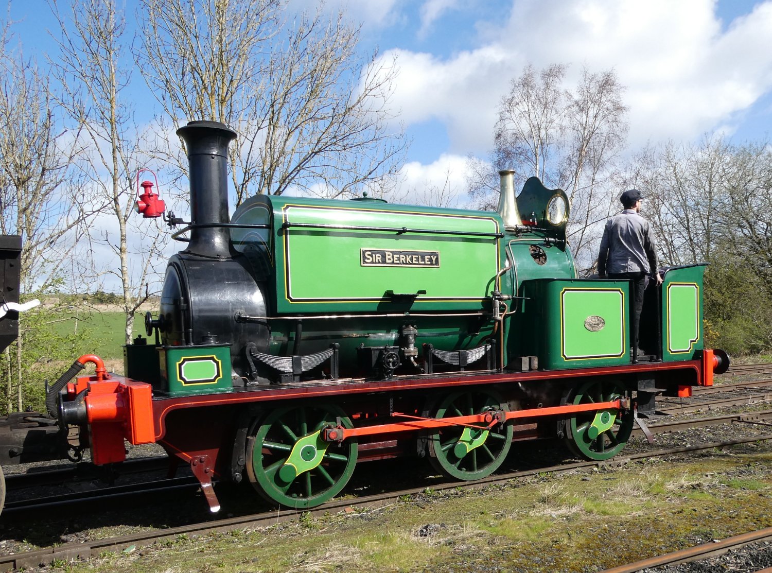 Solve Manning Wardle 0-6-0ST No. 1210 "Sir Berkeley" jigsaw puzzle ...