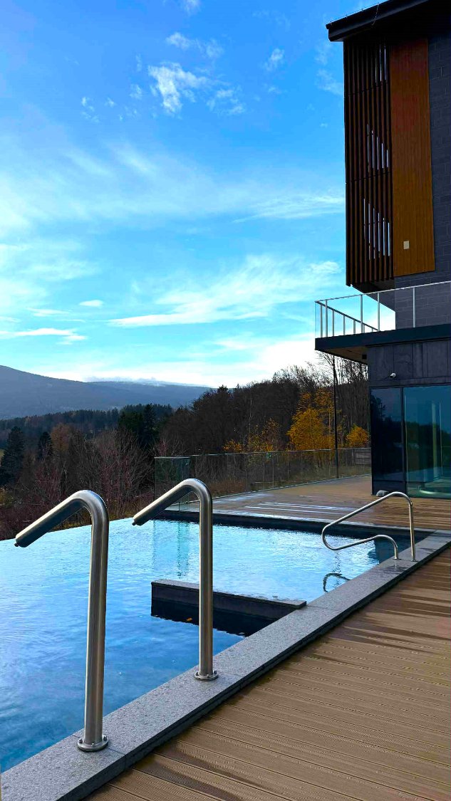 Solve Happy Valley Resort - Szklarska Poręba jigsaw puzzle online with ...