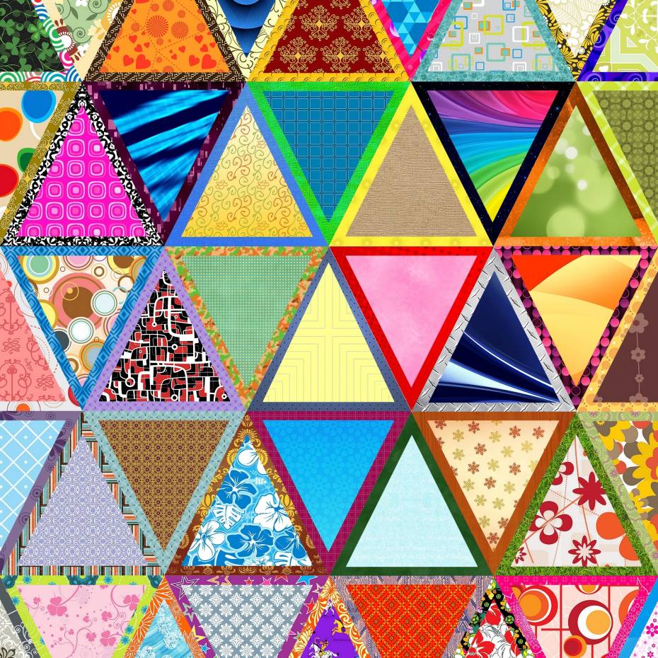 Solve Eternal triangle jigsaw puzzle online with 100 pieces