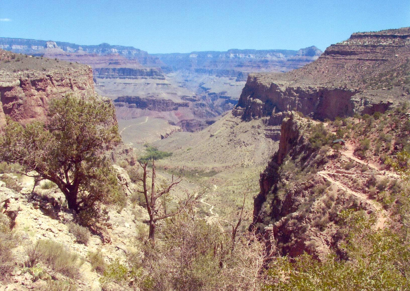 Solve Grand Canyon jigsaw puzzle online with 70 pieces