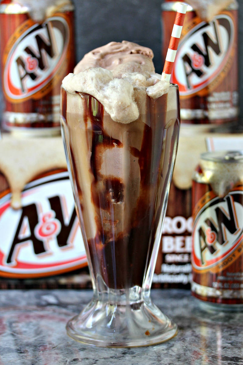 Jigsaw Puzzle | Happy National Root Beer Float Day! | 150 pieces | Jigidi