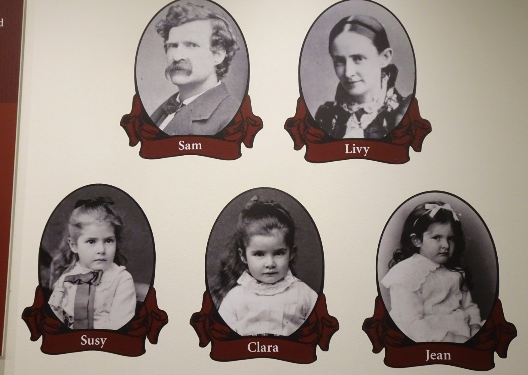 Solve Sam & Olivia (Livy) Clemens and their daughters Susy (d. 1896 ...