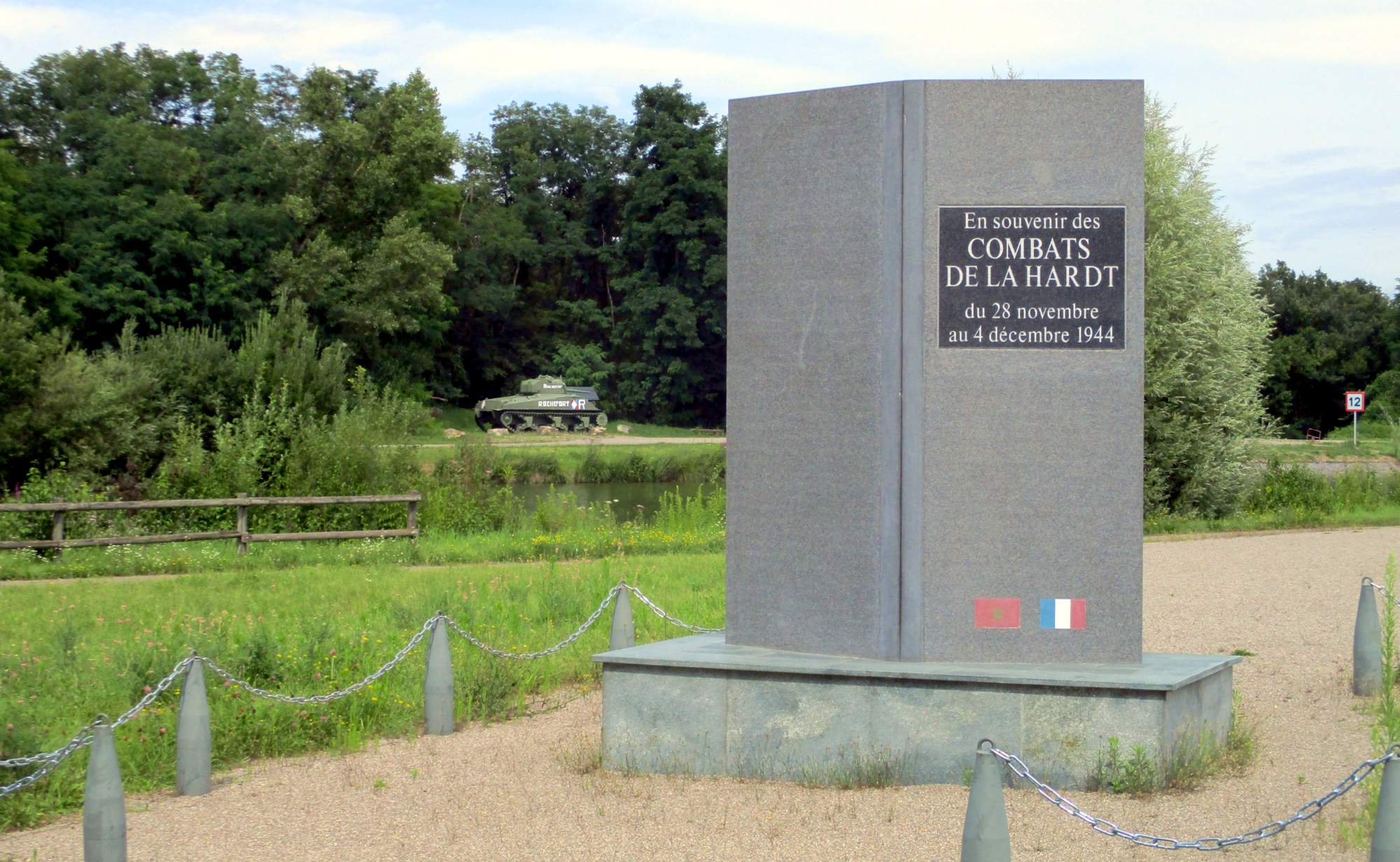 Solve Mémorial des Combats de la Hardt jigsaw puzzle online with 198 pieces