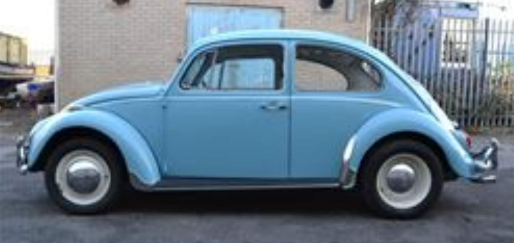 Solve 67 VW beetle bug.... Bandit... jigsaw puzzle online with 98 pieces