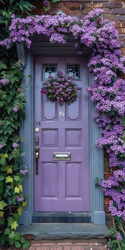 Solve purple door jigsaw puzzle online with 120 pieces
