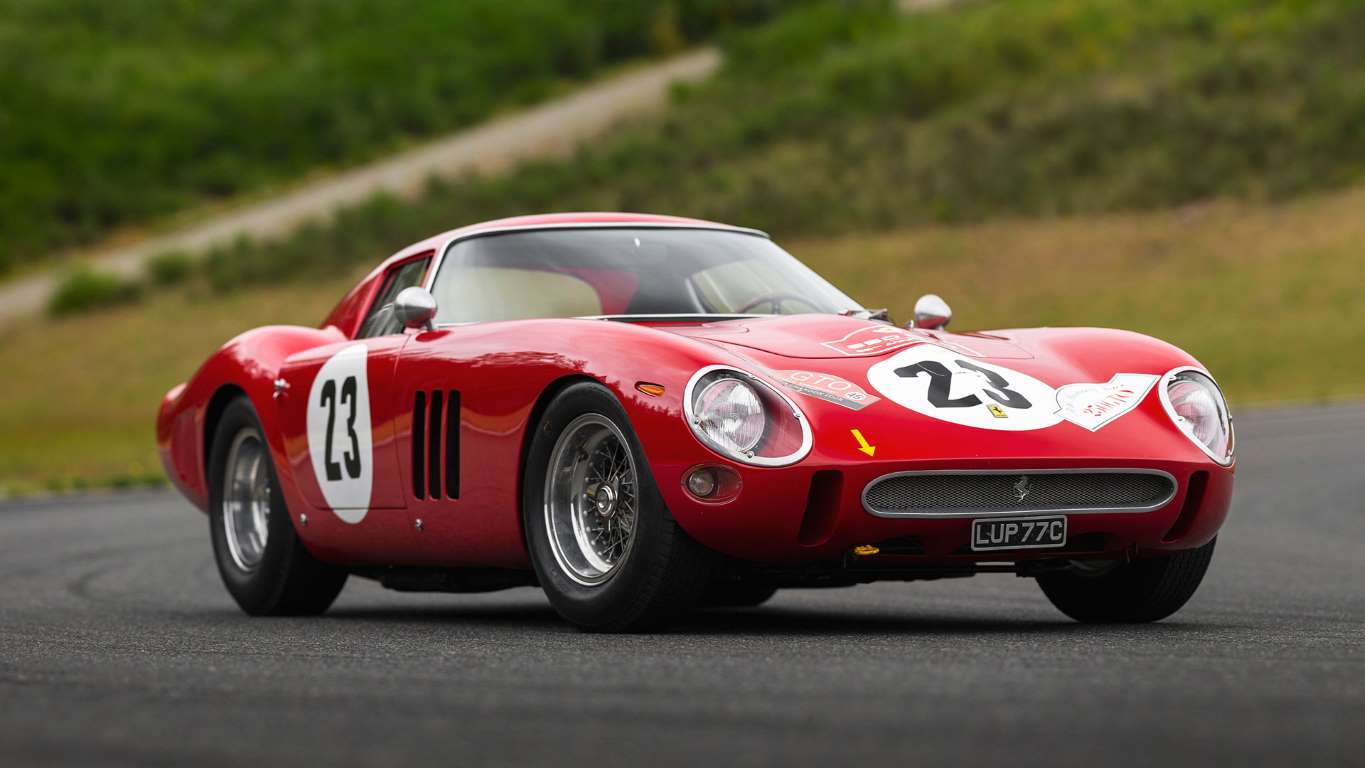 Solve 1962 Ferrari 250 GTO jigsaw puzzle online with 180 pieces