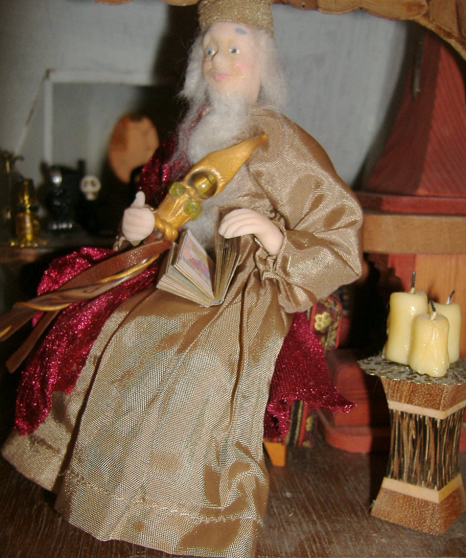 Solve Crafts - Minaturia & Dolls Houses - Turrets Witch House - Attic ...