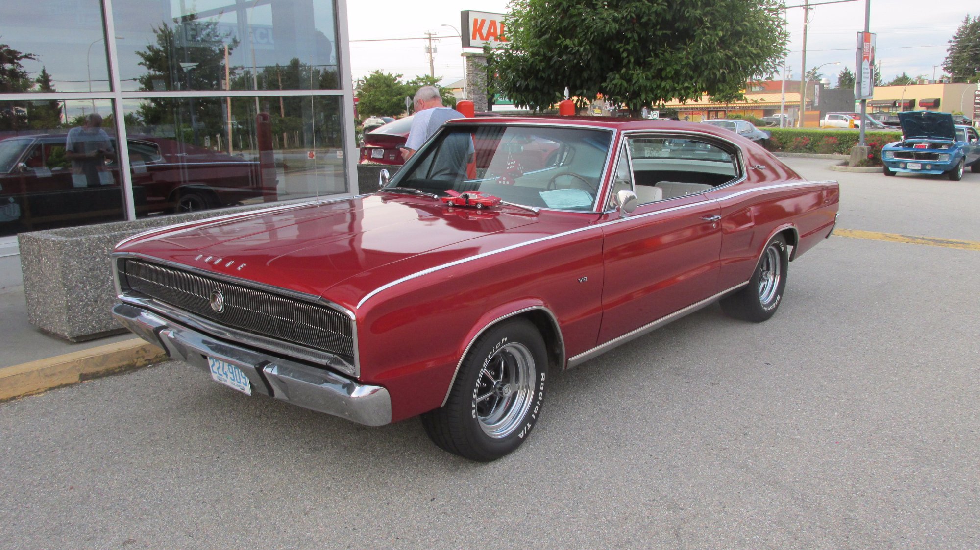 Solve 1966 Dodge Charger jigsaw puzzle online with 170 pieces