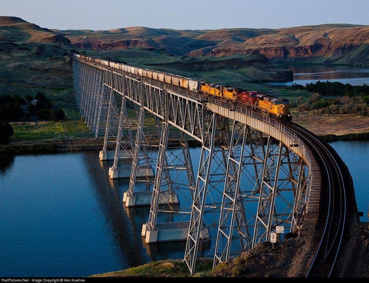 Solve Longest and highest railroad bridge on the Union Pacific Railroad ...