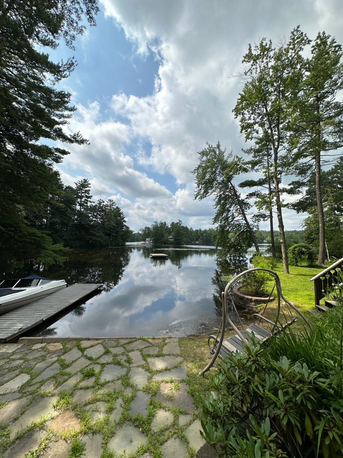 Solve Let's go for a swim! jigsaw puzzle online with 130 pieces