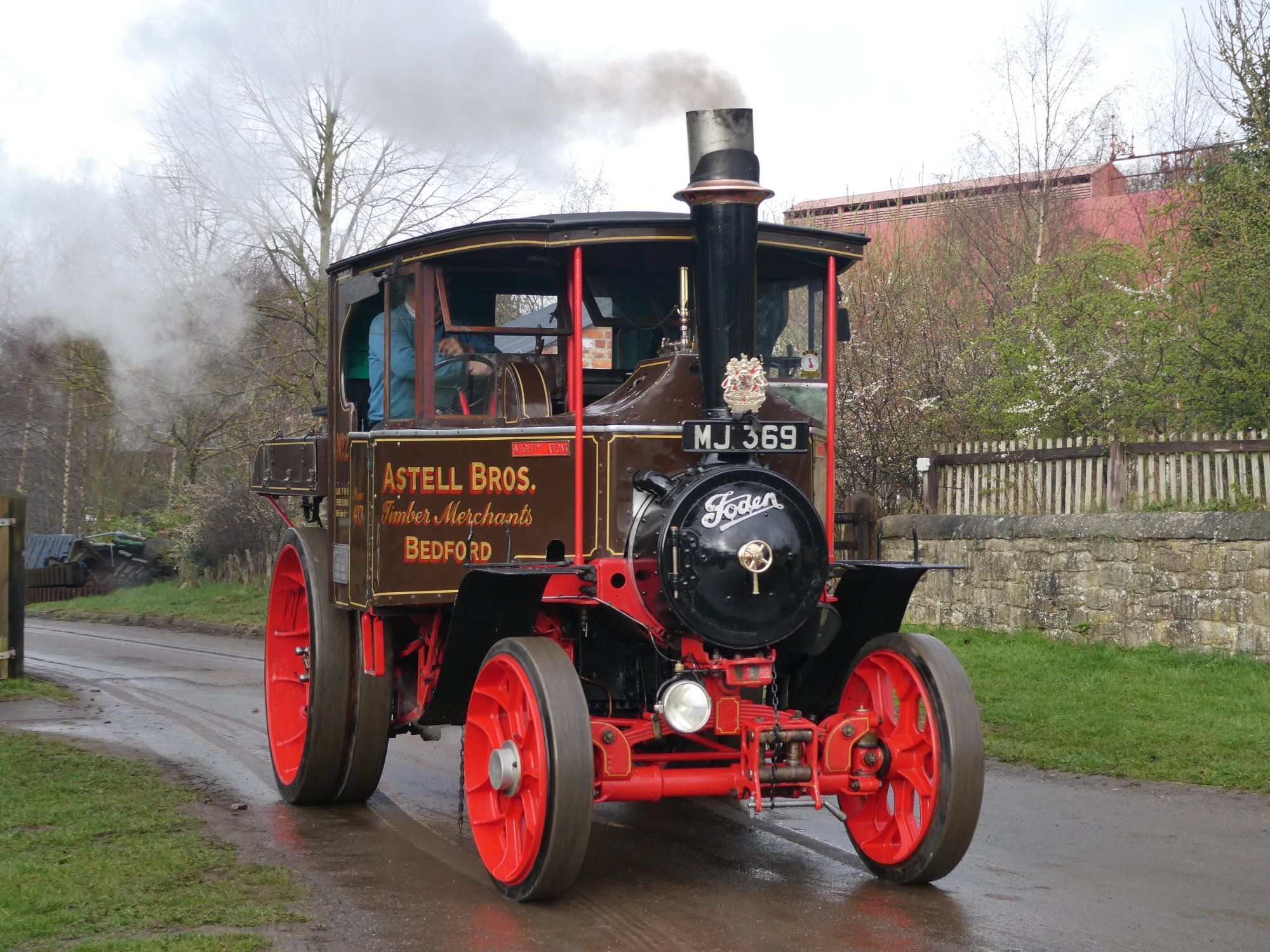 Solve Foden Steam Tractor No.14078 'Mighty Atom' jigsaw puzzle online ...